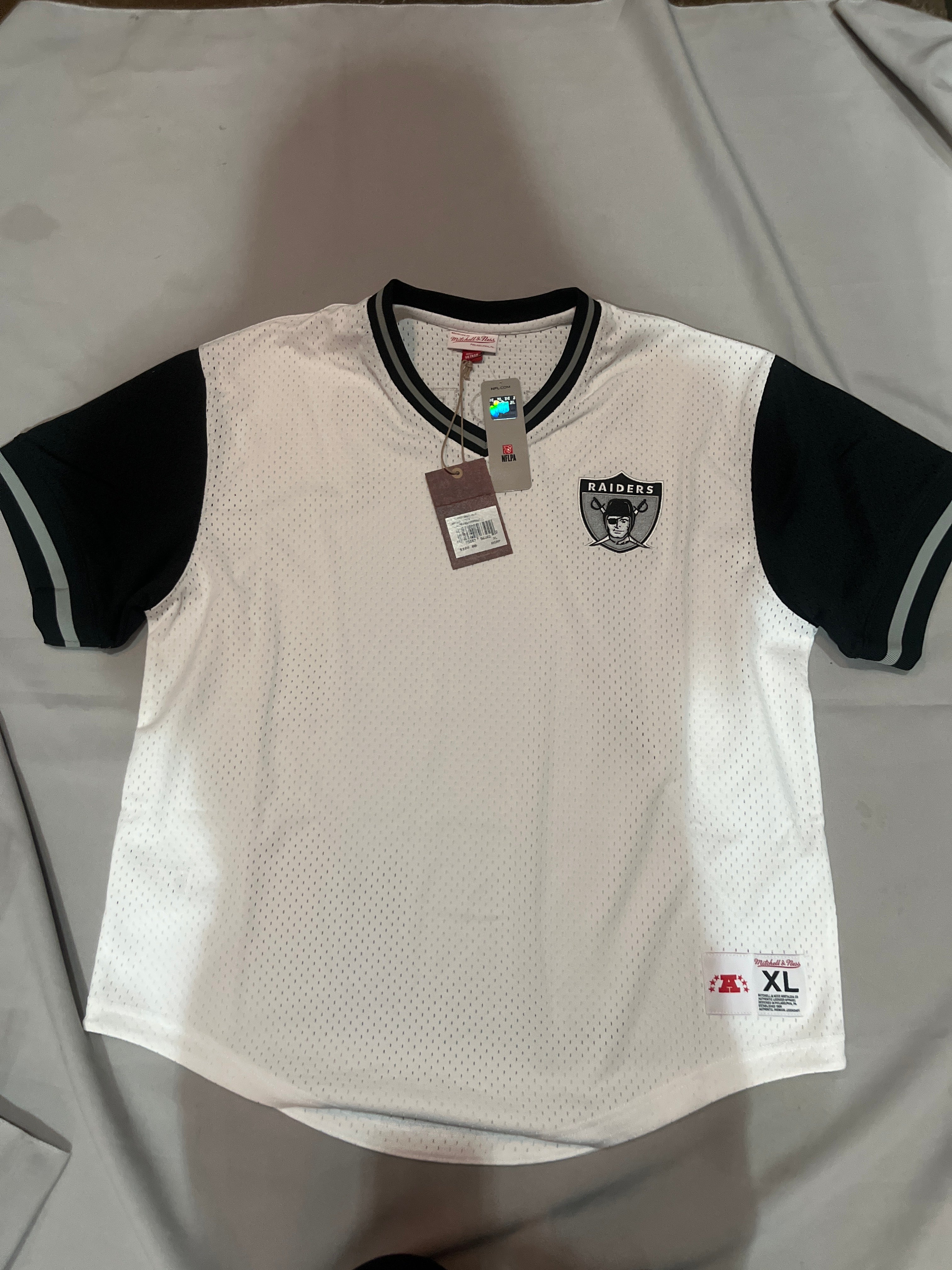 Las Vegas Raiders NFL Fashion Mesh V-Neck – Joe's Sports World LLC
